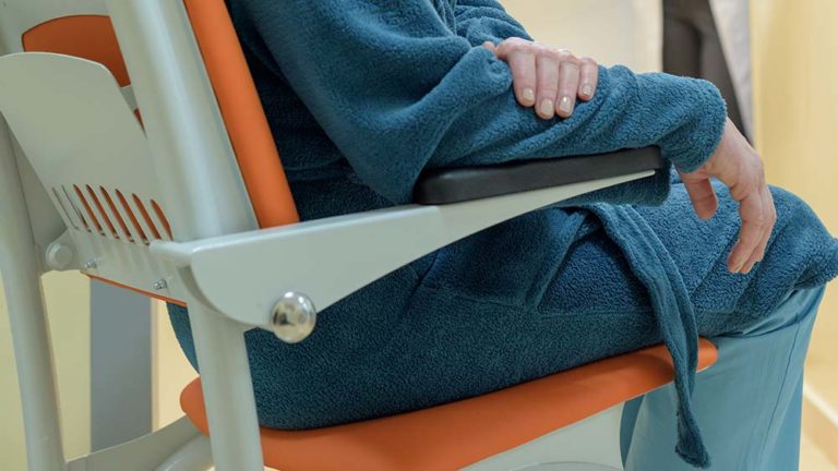 Ataxia: qué es, tipos y tratamiento - Aiudo Blog